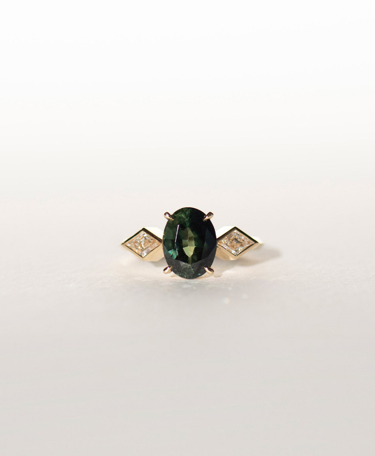 Cyra Engagement Ring - 18k Yellow Gold, Oval Cut Teal Sapphire 3.21 ca ...