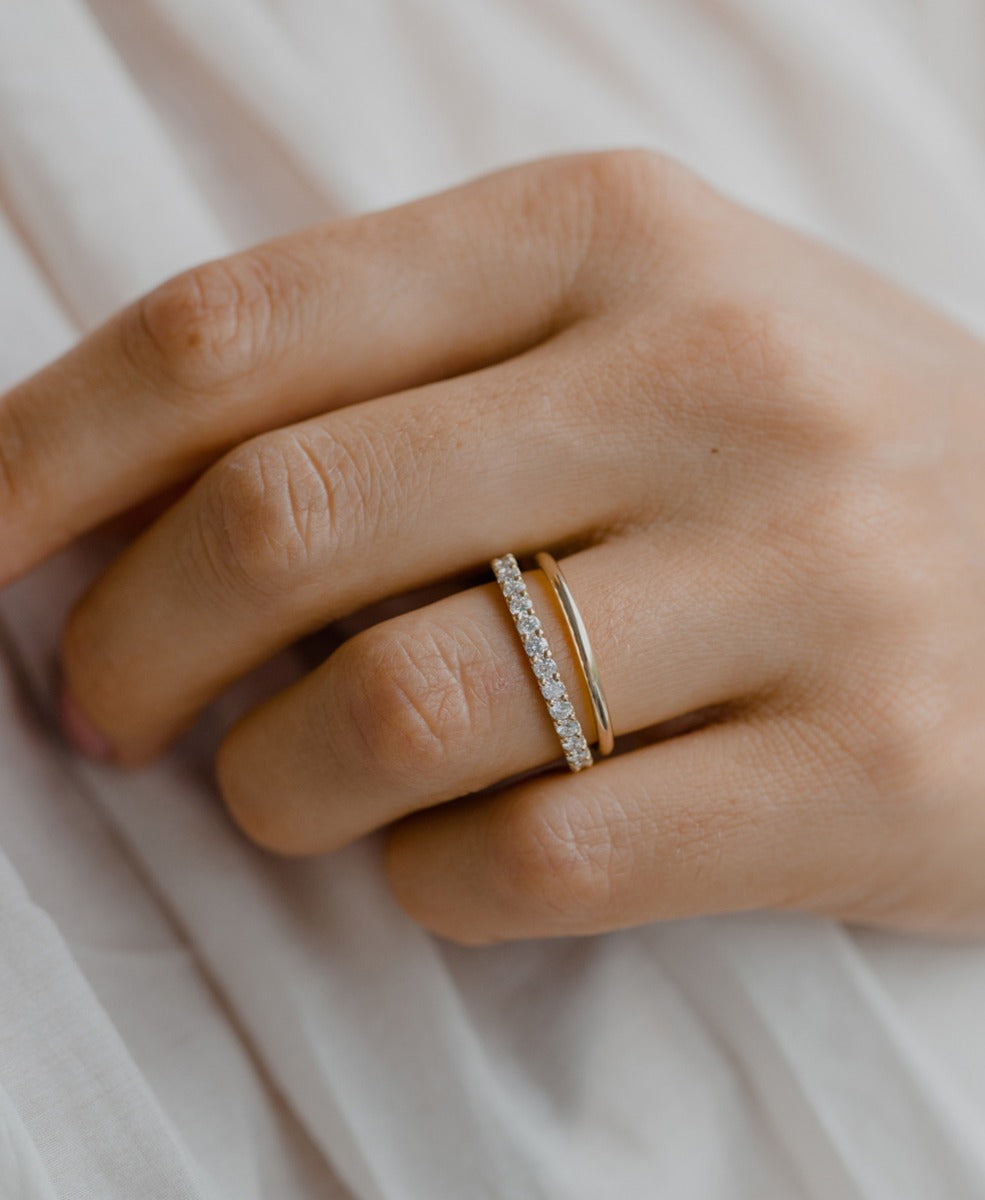 Gracie Band 1.5mm - 18k Yellow Gold | Zoë & Morgan UK