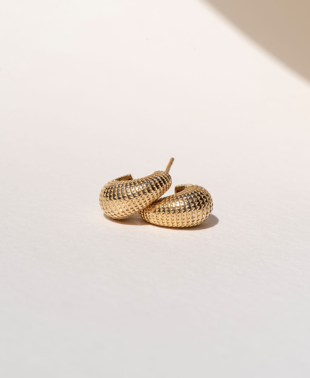 Nova Hoops - 22k Gold Vermeil | Zoë & Morgan UK